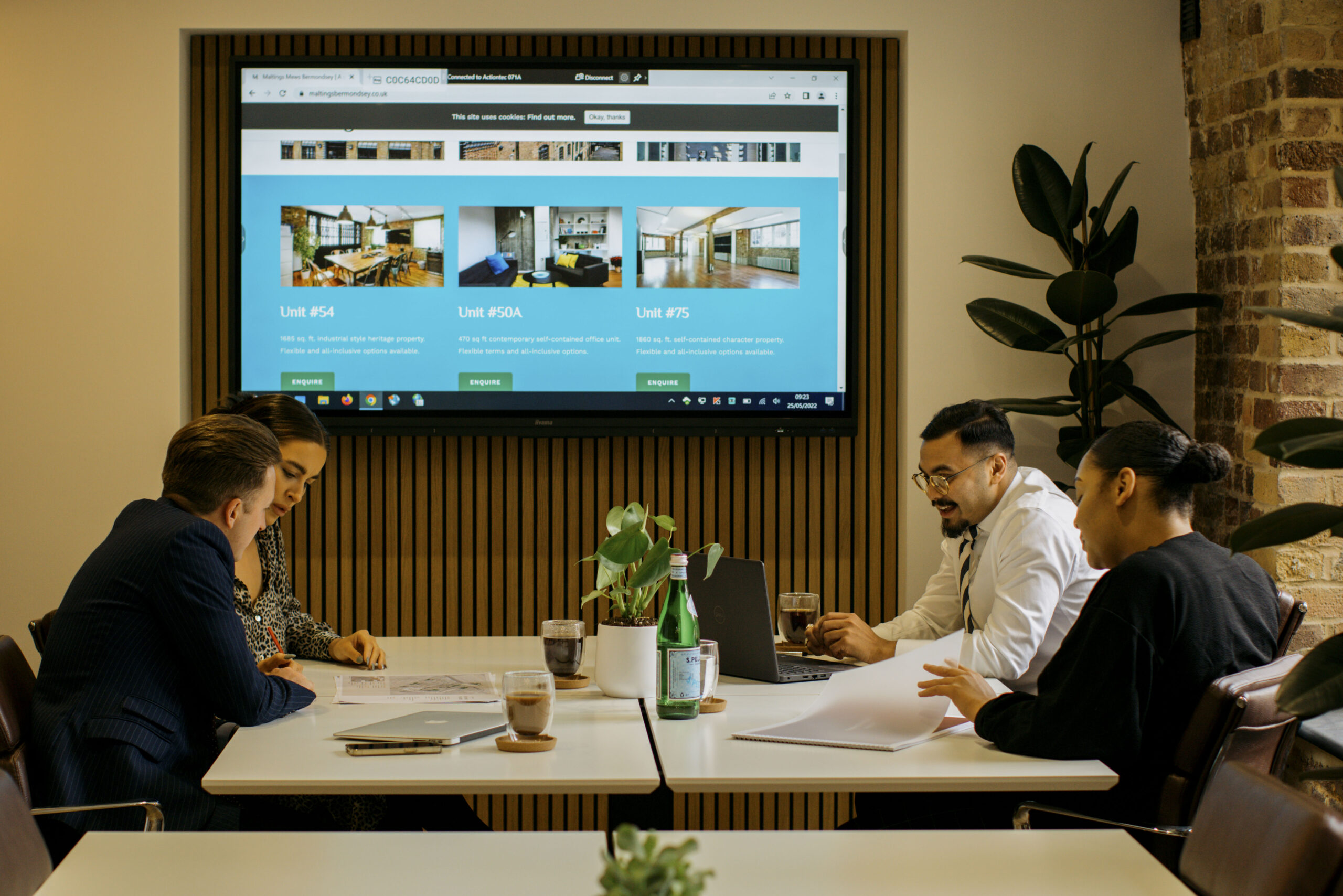Hybrid Meeting Rooms: Enhancing Collaboration | Go Bermondsey